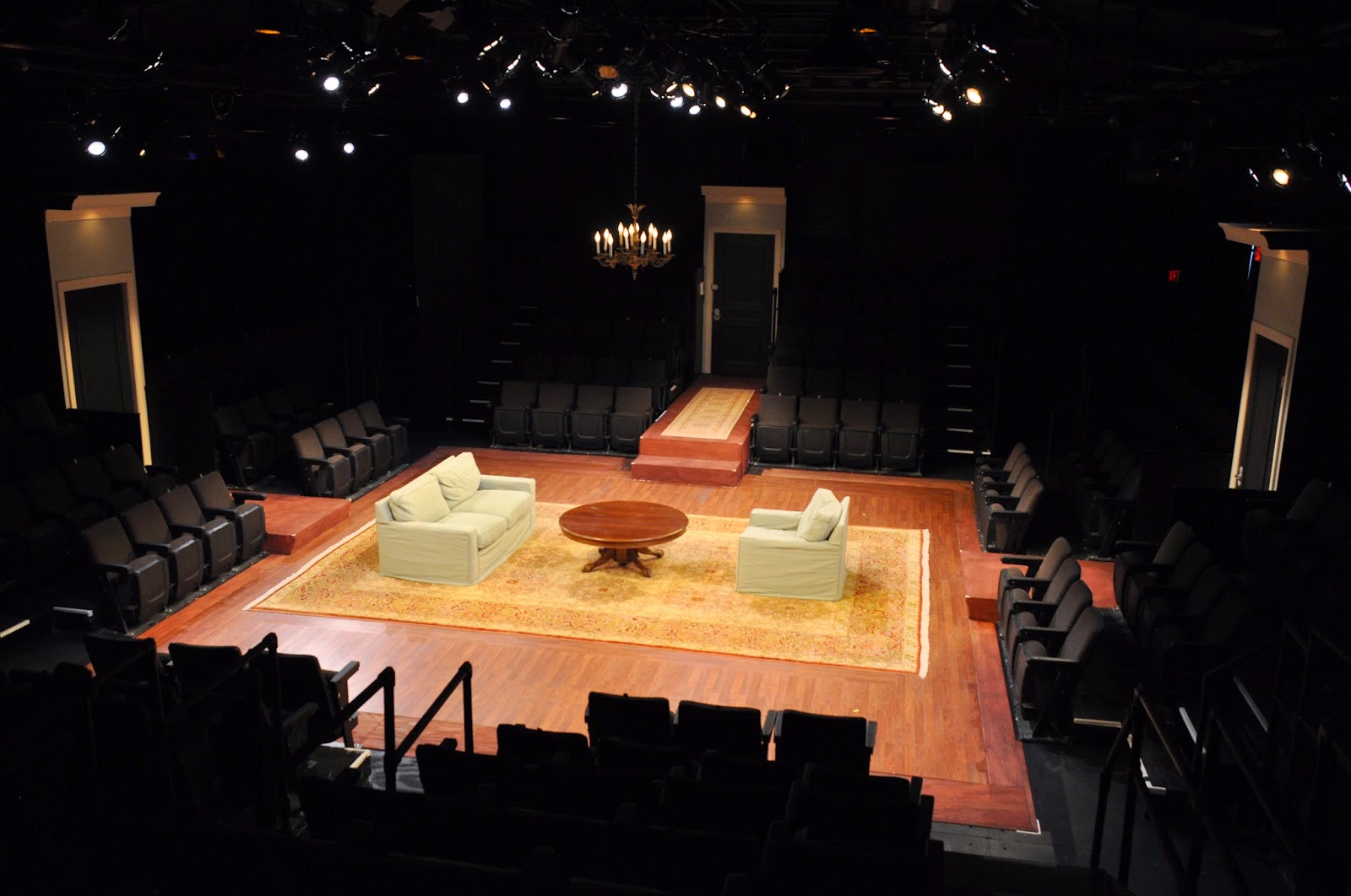 Jennifer Mai: Theater: Stage dressing and Construction