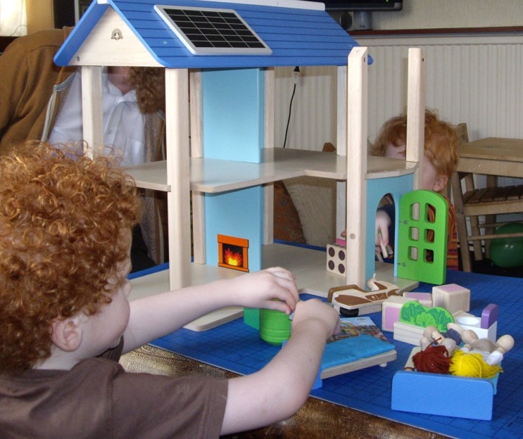Review: Wonderworld Eco-Doll House | Play Travel Life