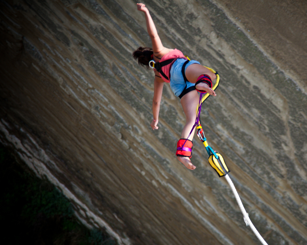 10 Worlds Best Destinations for Bungee-Jumping - Our World Stuff