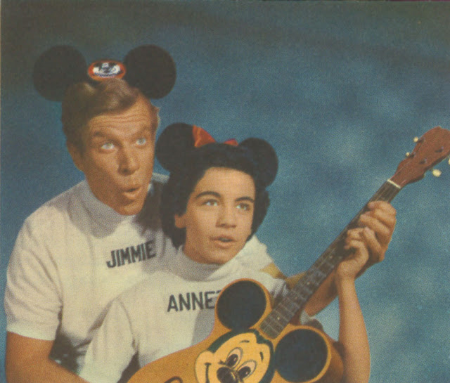 Greenbriar Picture Shows: April 2013