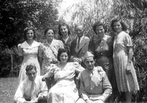 Custer Family Photos: The Custer Family