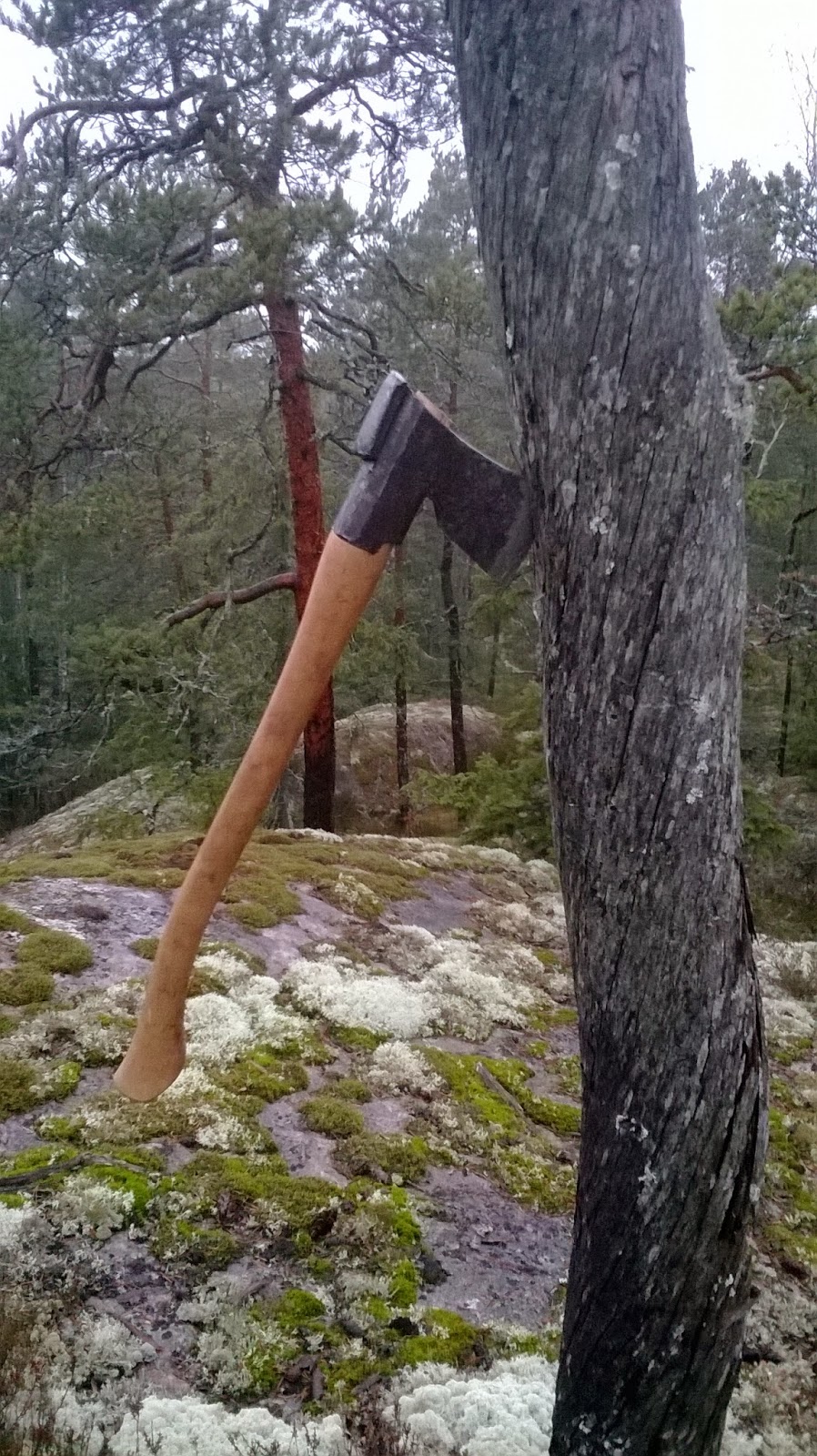 Northern Wilderness Skills and Traditions: 1945 - Finnish axes and ...