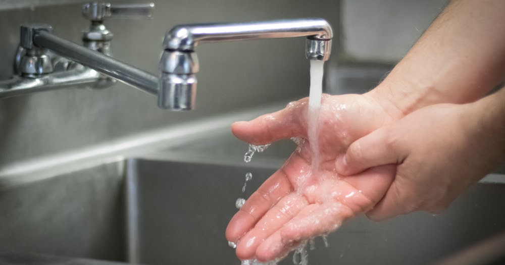 4 Restaurant Kitchen Sanitation Tips