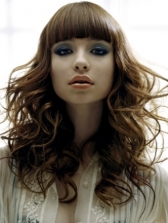 Bekka Charm & Style: A frufru lesz a trendi 2012-ben