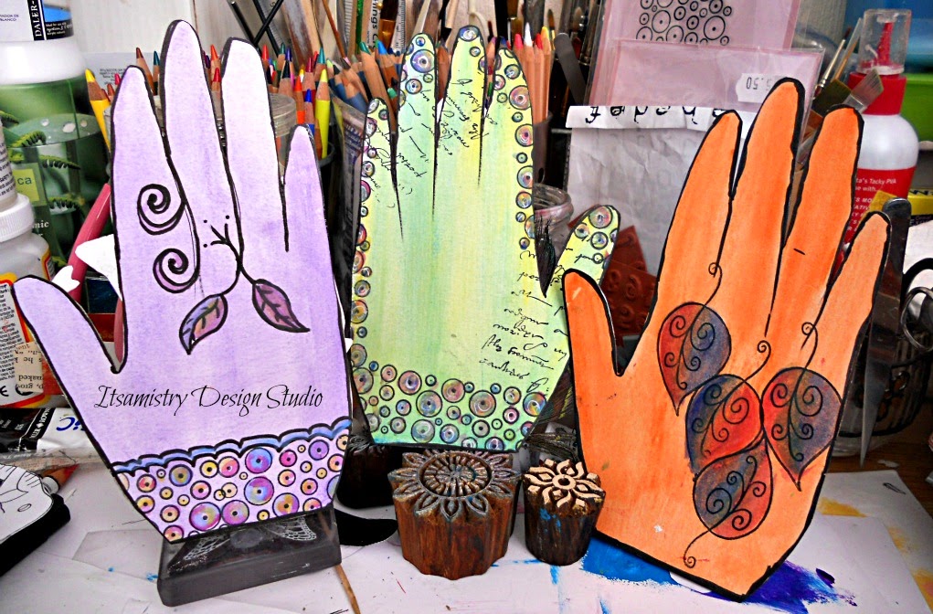 Itsamistry Design Studio: Take A Hand or Two or Maybe Even Five