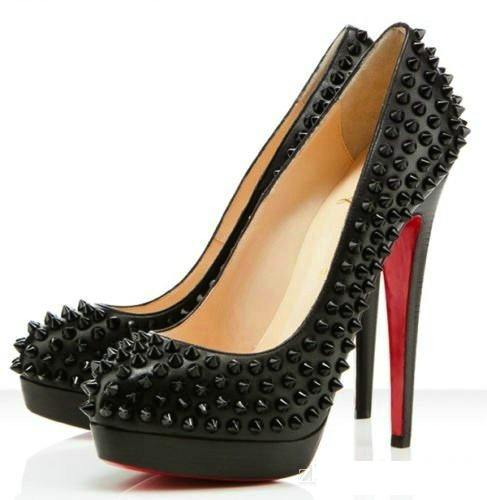 Fashion detector blog: LA SUELA ROJA ES DE CHRISTIAN LOUBOUTIN