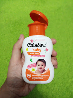 Review Caladine baby Liquid Soap with Anti Irritant - Syifa Rifianti