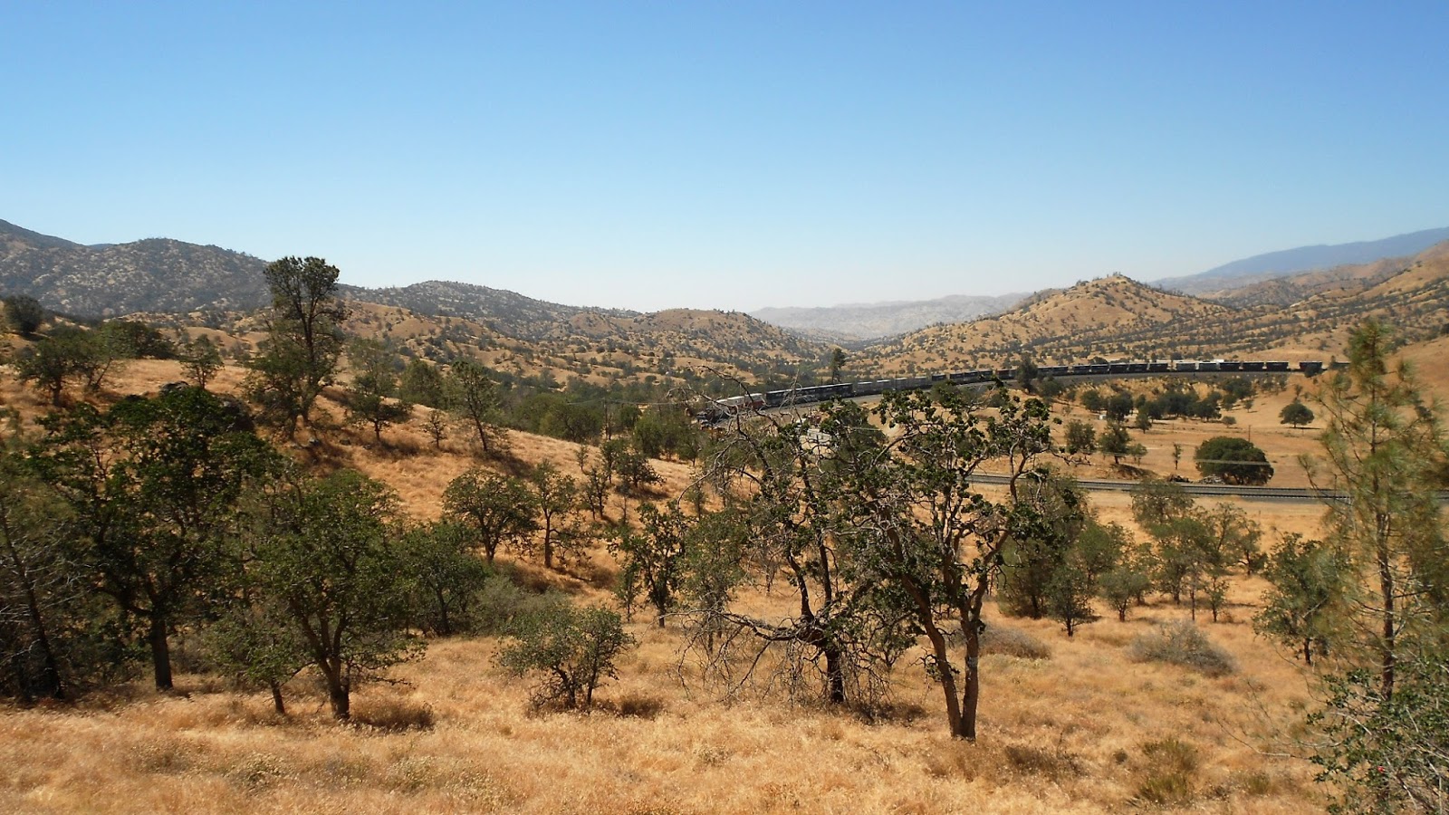 Beyond The Blue Horizon: Tehachapi Loop