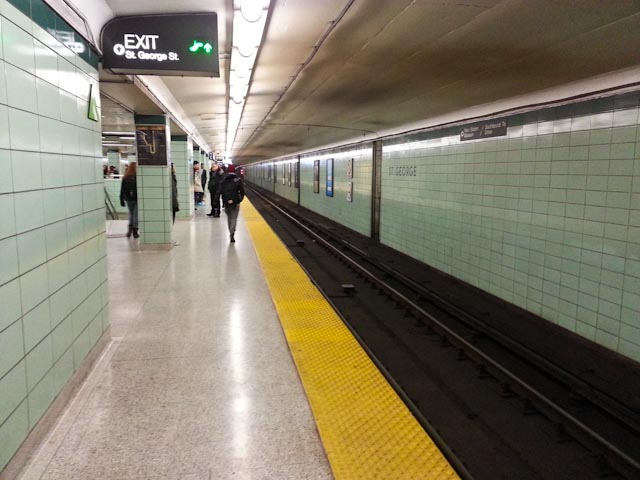 Buck Tracks: TTC - Yellow Line - St George Station