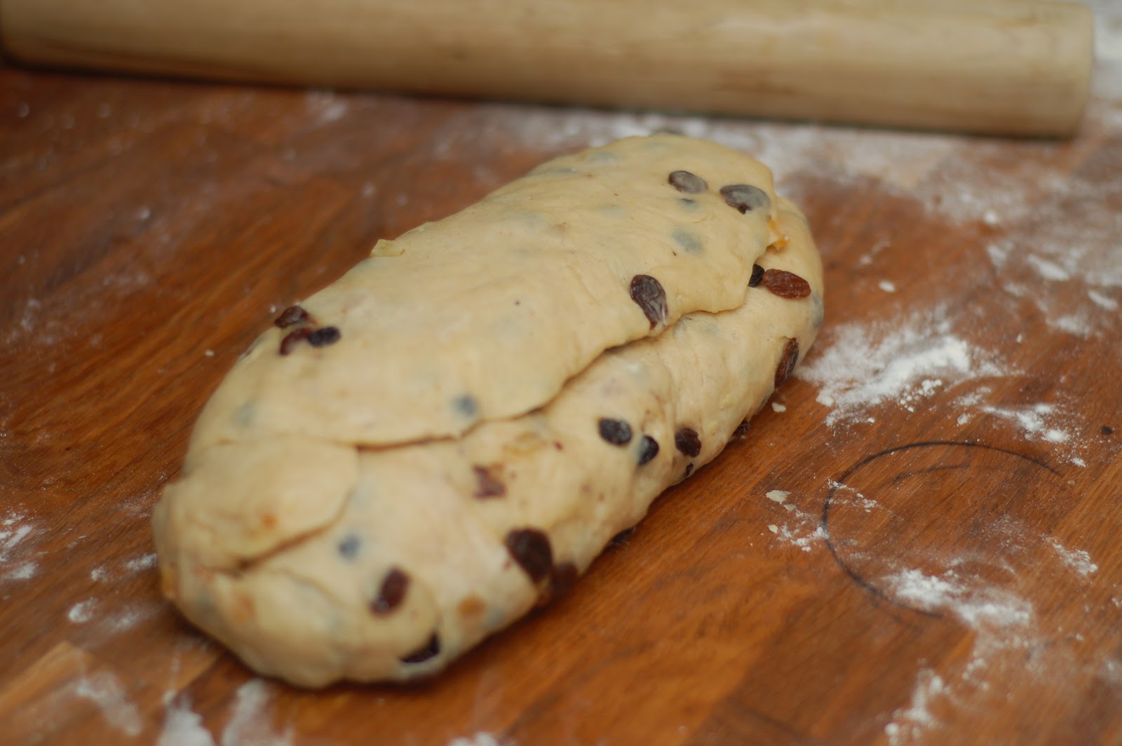how to eat properly: stollen