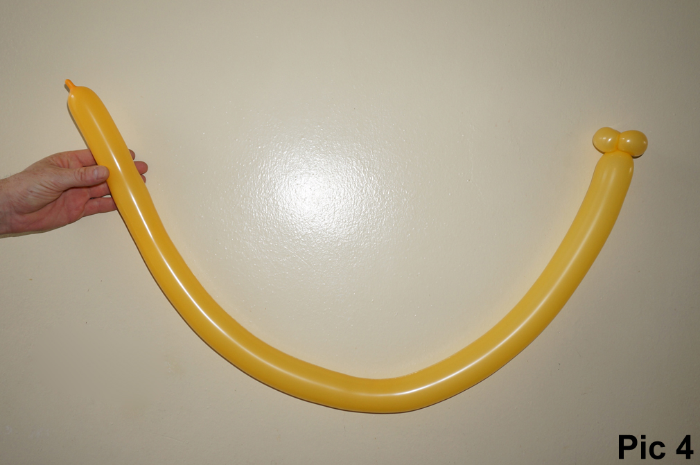 CLASSICAL: How to make hand signs (Like! Thumb up) out of balloons