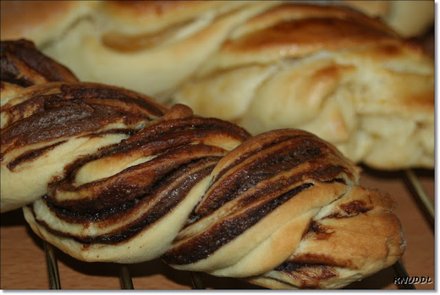 Euch allen ein wunderschönes Wochenende und ein herzliches Willkommen ...