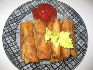 Filipino Dishes: PHILIPPINE SPRING ROLLS (Lumpiang Shanghai)