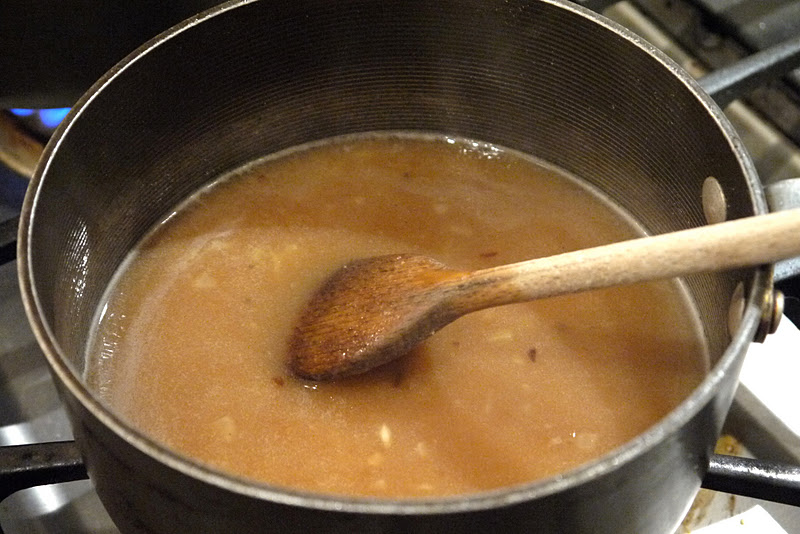The happily ever after . . .: {Easy} Homemade Gravy