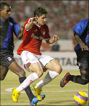 Alexandre Pato ~ Zone Soccer Player