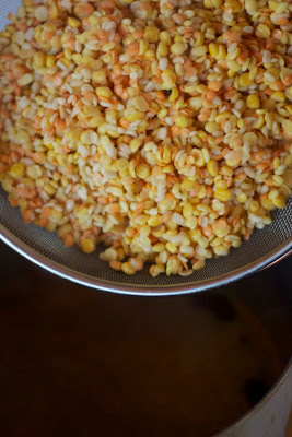 The Colors Of Indian Cooking: Five, Five, Five Dals In One!!
