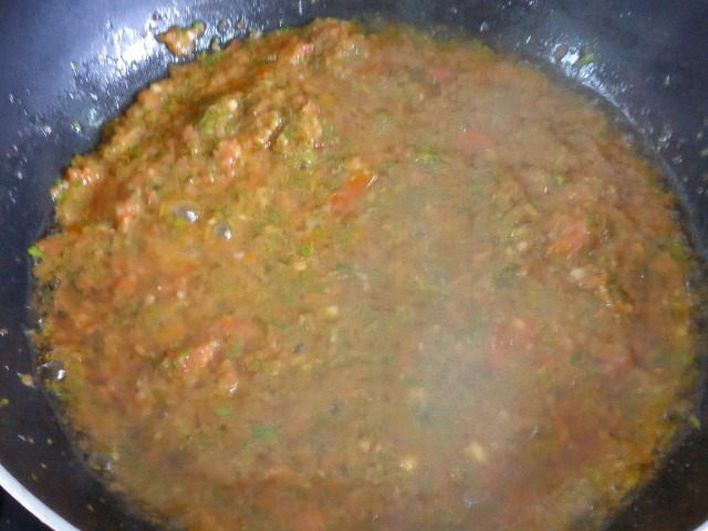 Veg Indian Cooking: Seyal Double Roti - Masala Pav