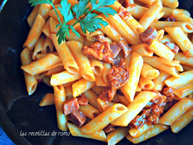 MACARRONES CON JAMÓN Y CHORIZO | las recetillas de romo