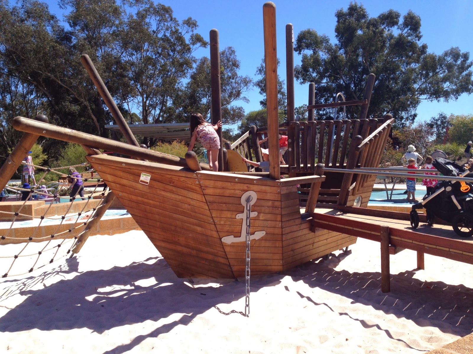 Out & about in Perth with Bub, Moo and Char: Woodbridge Park