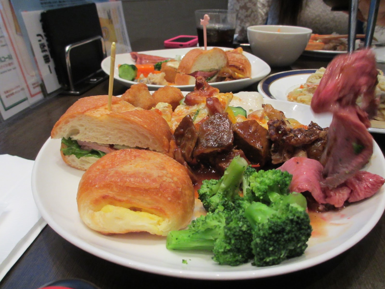 The World Under My Feet: SHINAGAWA PRINCE HOTEL: HAPUNA LUXE DINING