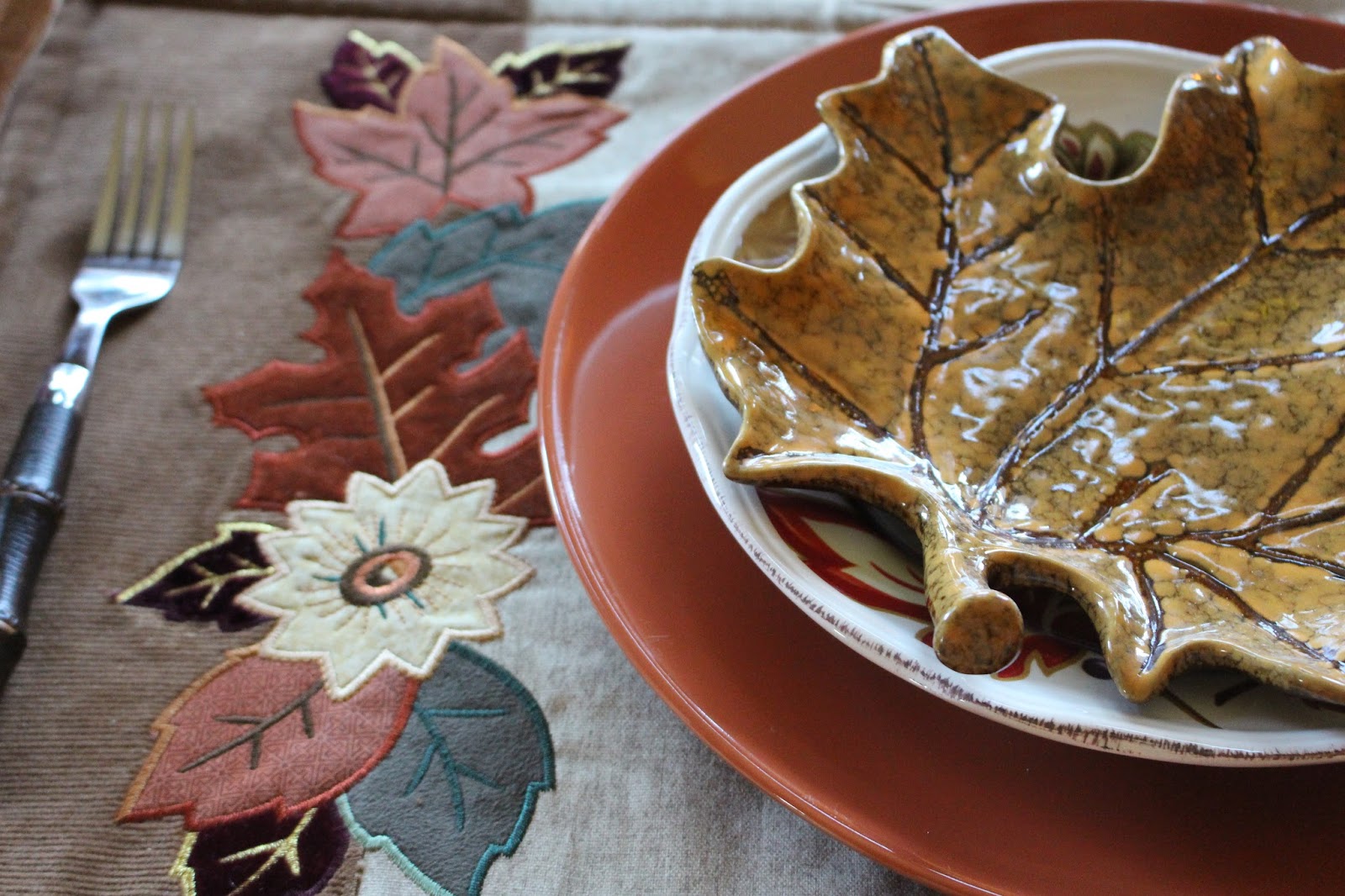 Designs by Pinky: Our Everyday Fall table....for now!