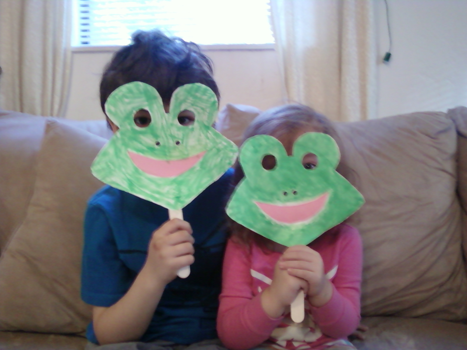 Arizona Families: Fun Craft ~ Frog Mask