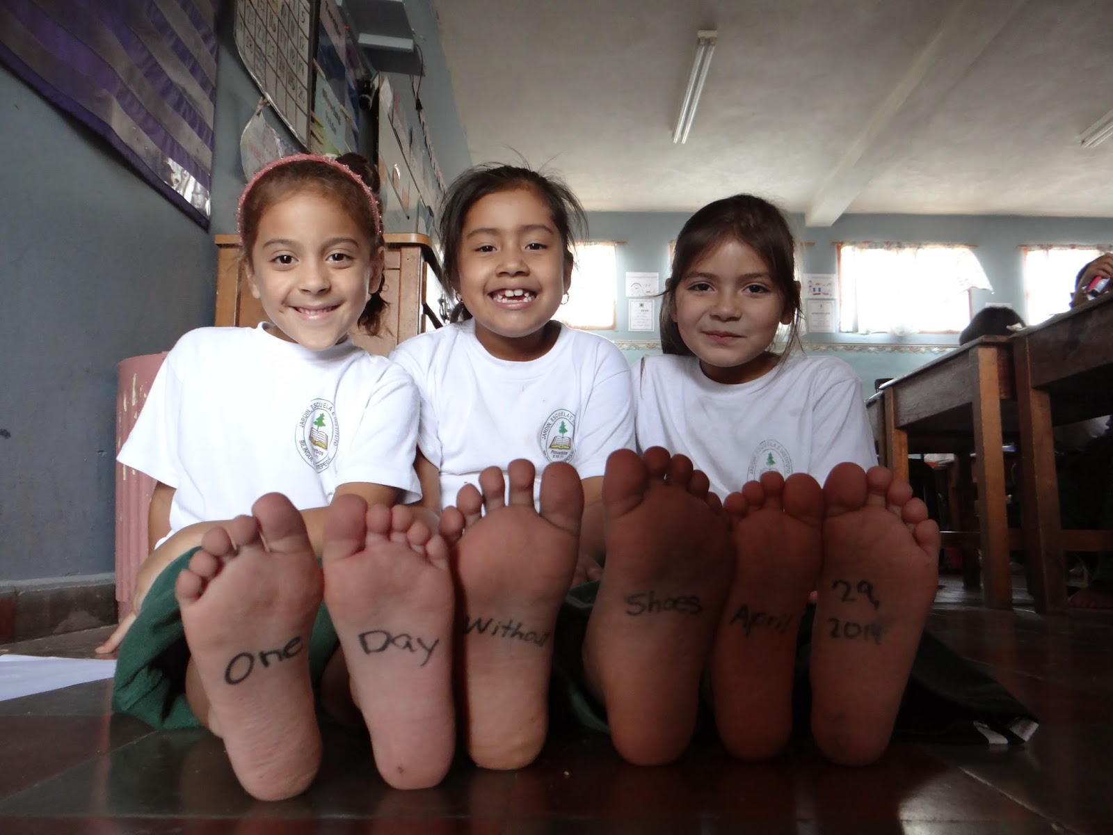 The Love All Around Me: May 2014