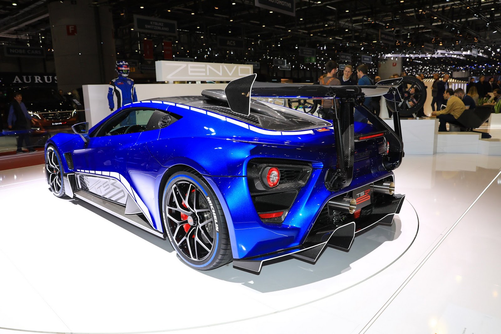 Diario Automotor: Zenvo TSR-S Hypercar danés presentado en el salón de ...