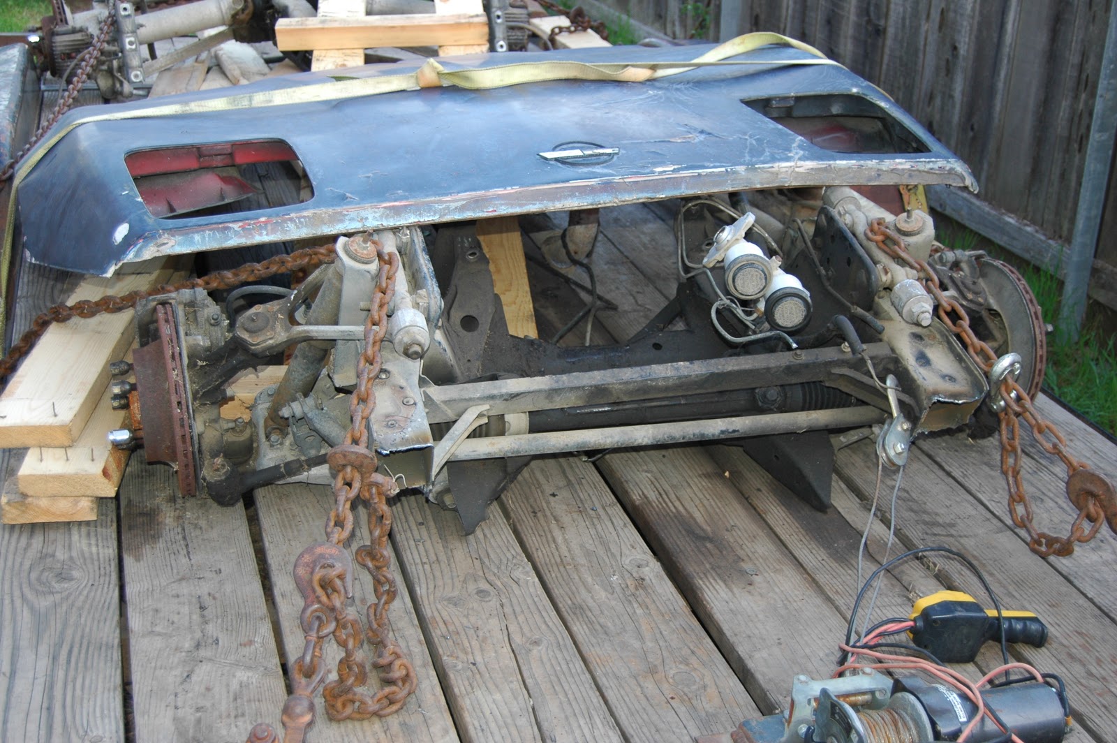 Stuff I have for sale.: 85 corvette front suspension