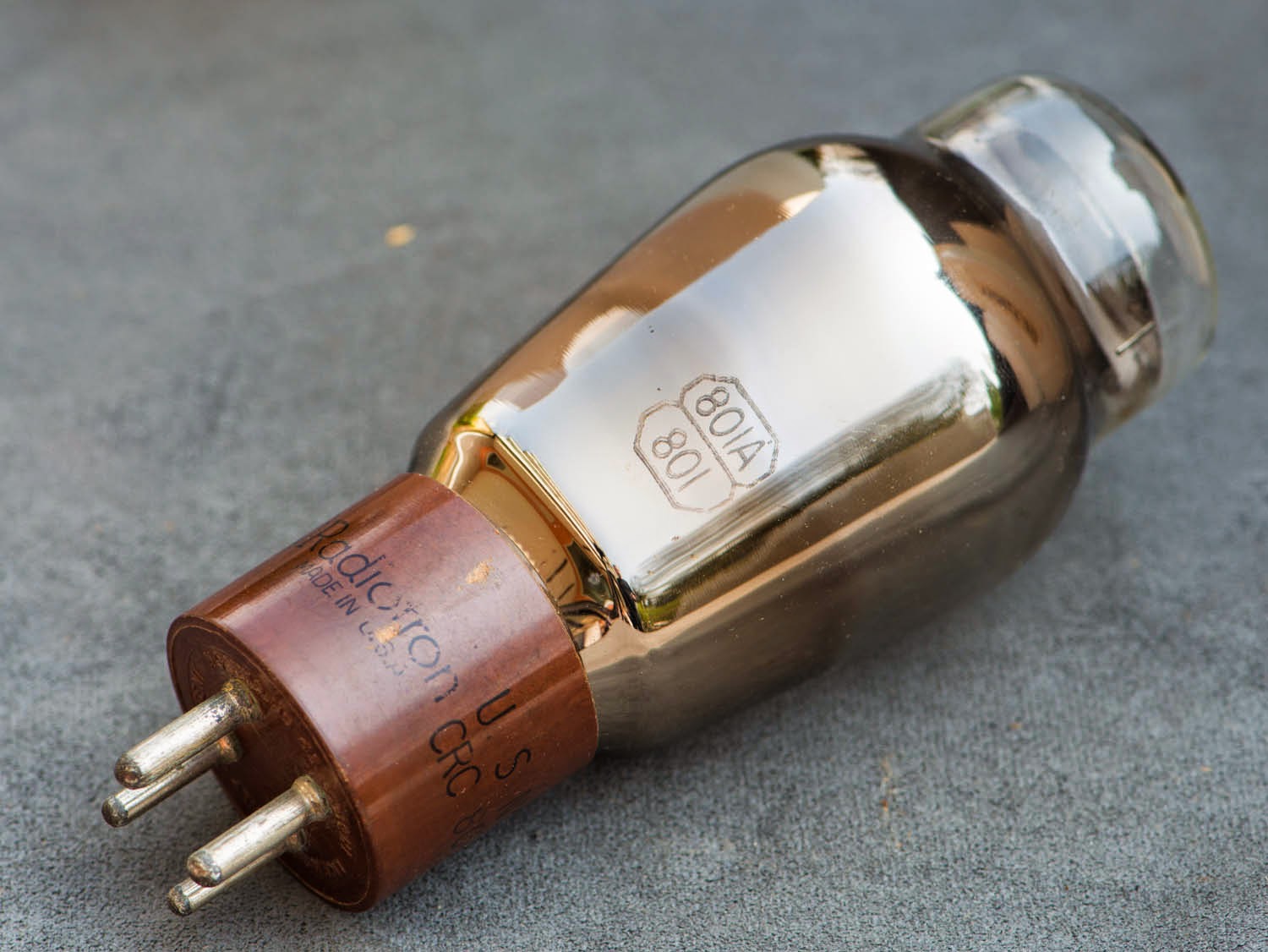 VinylSavor: Tube of the Month : The 801A