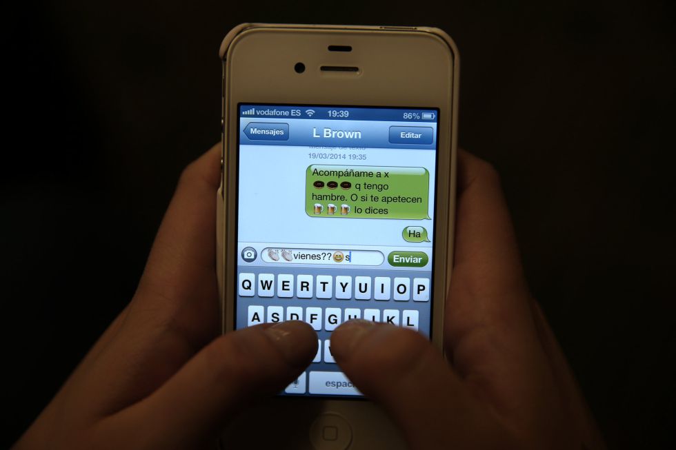 GRUPO LI PO: CÓDIGOS PARA CHATEAR PARA PERSONAS MAYORES DE 50 Y PICO.