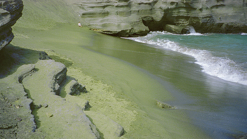 El trolley de Nieves: LAS PLAYAS CON ARENAS DE COLORES MAS ...