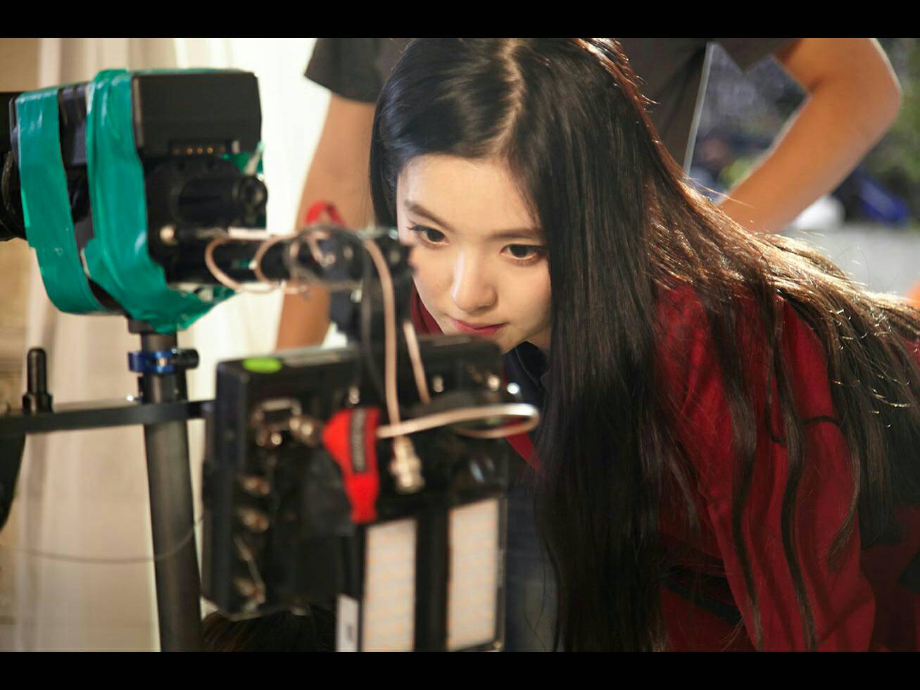 I Love Red Velvet : RED VELVET - BTS 'BE NATURAL' MV @ VRYL APPS UPDATE