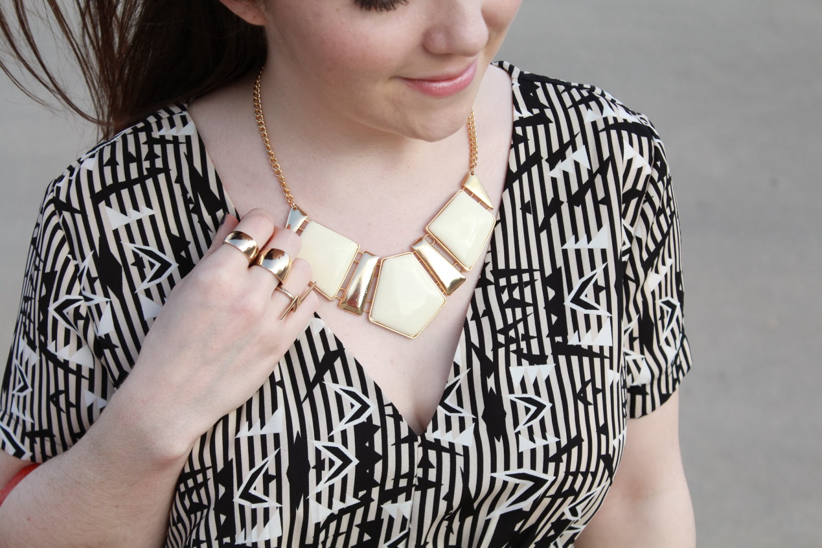 Piper Dixon: ABSTRACT ROMPER + MY FIRST GIVEAWAY FEATURING MONI BIJOUX!