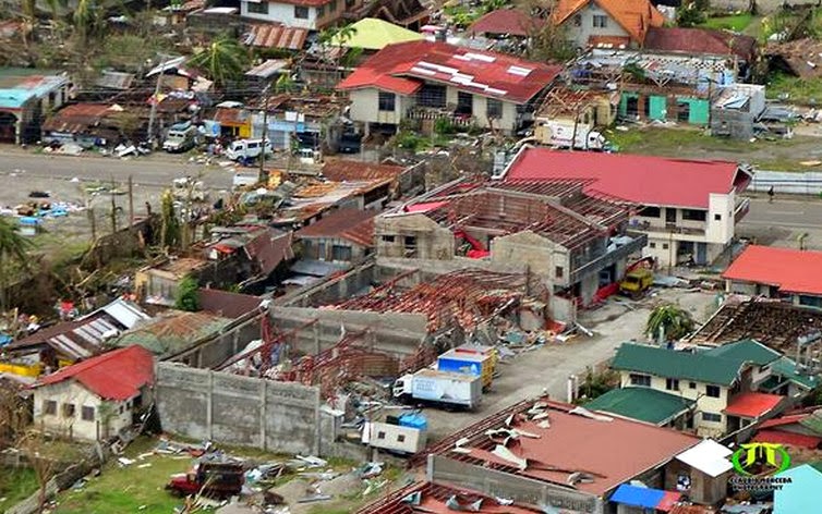 Devastation of Typhoon Yolanda (Haiyan) in divers(e) places ...