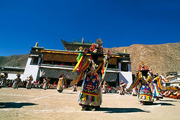 Lead to China Tours: Chinese Operas