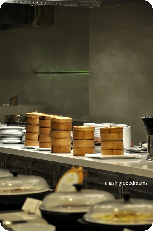 CHASING FOOD DREAMS: NOOK, Aloft Kuala Lumpur Sentral: A Futuristic ...