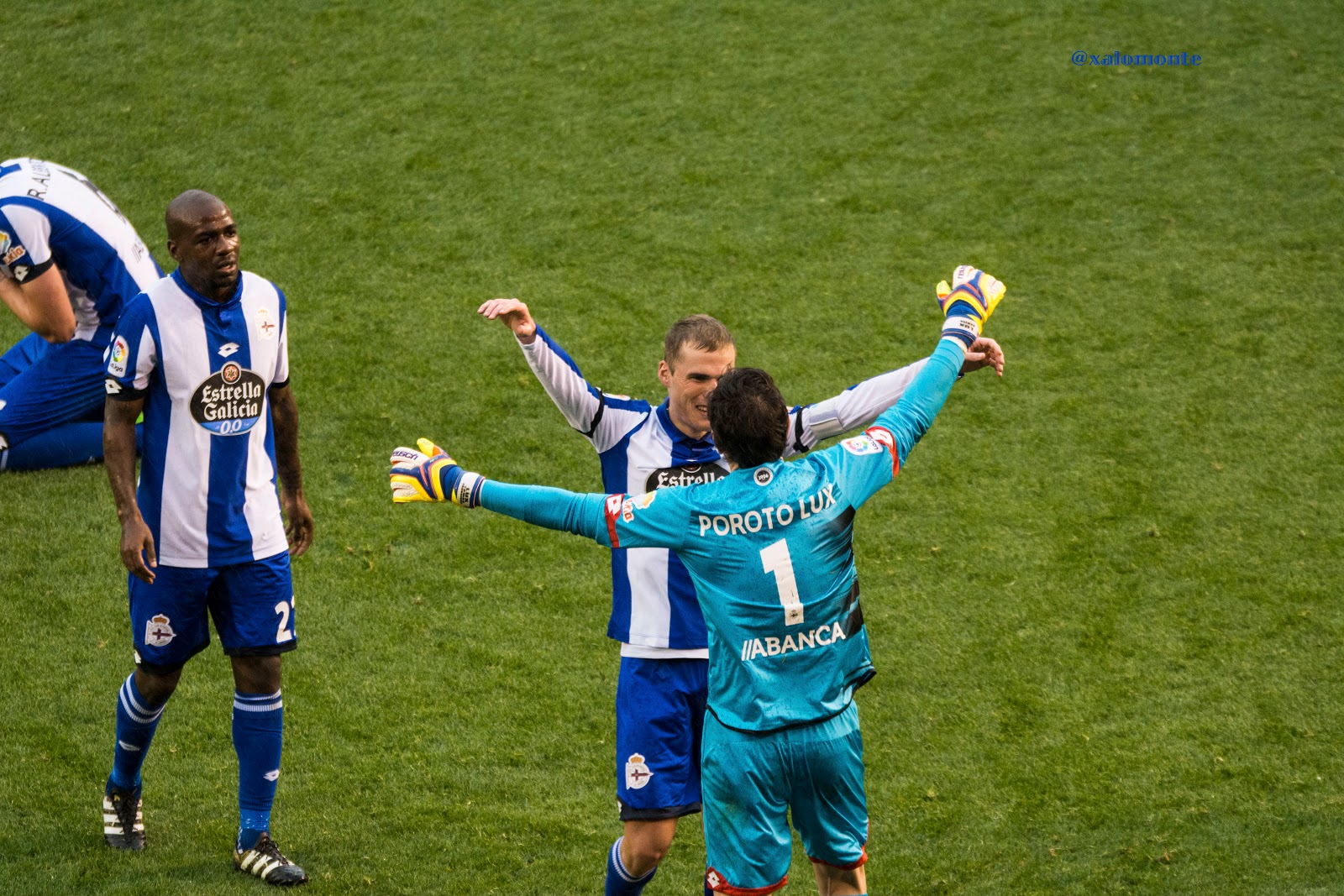 Riazor Deportivo: Y ASI SE CELEBRO LA TERMINACION DEL PARTIDO ( FOTOS)