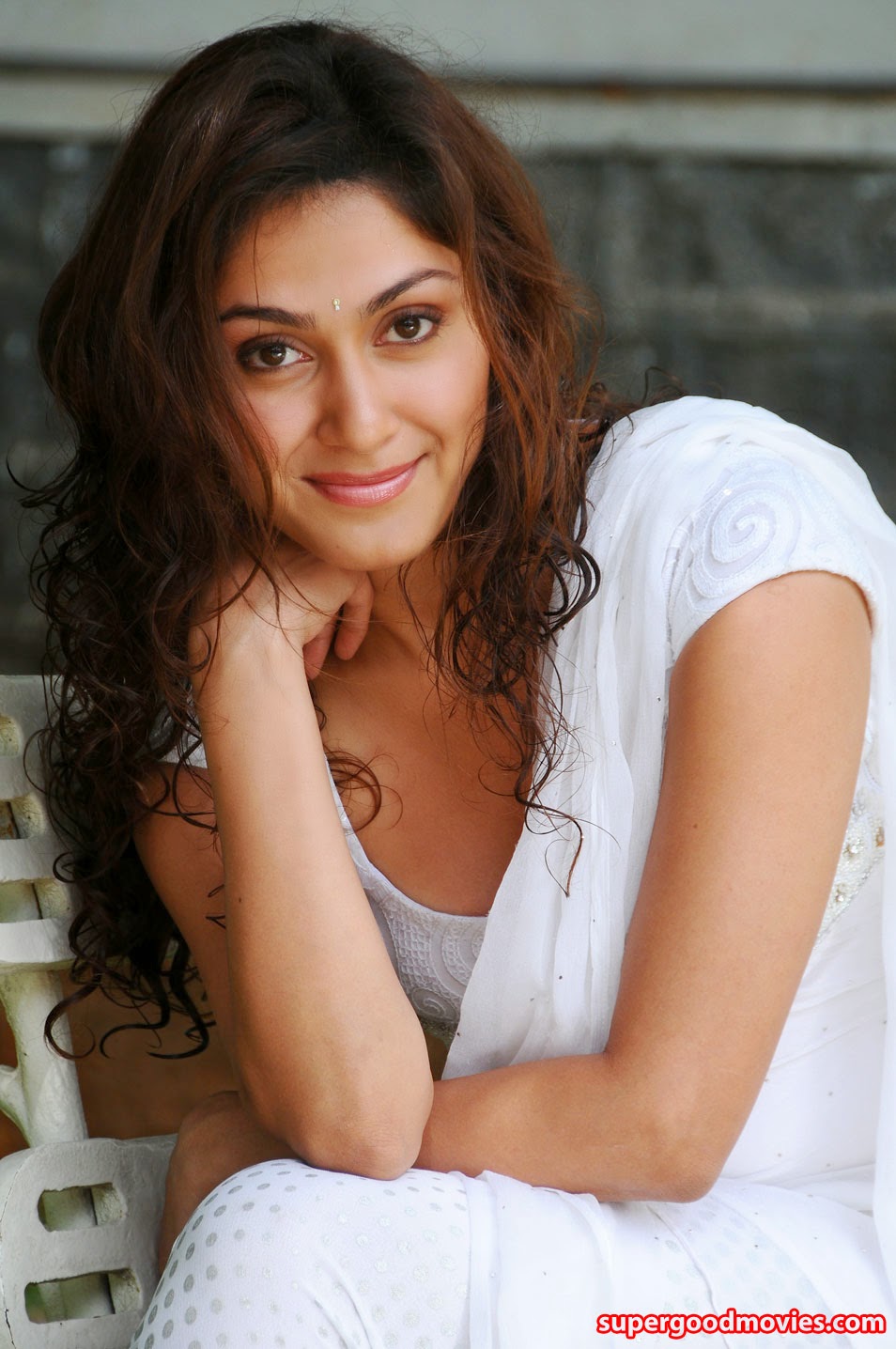 Manjari Fadnis Biography ~ Celebrity Biography