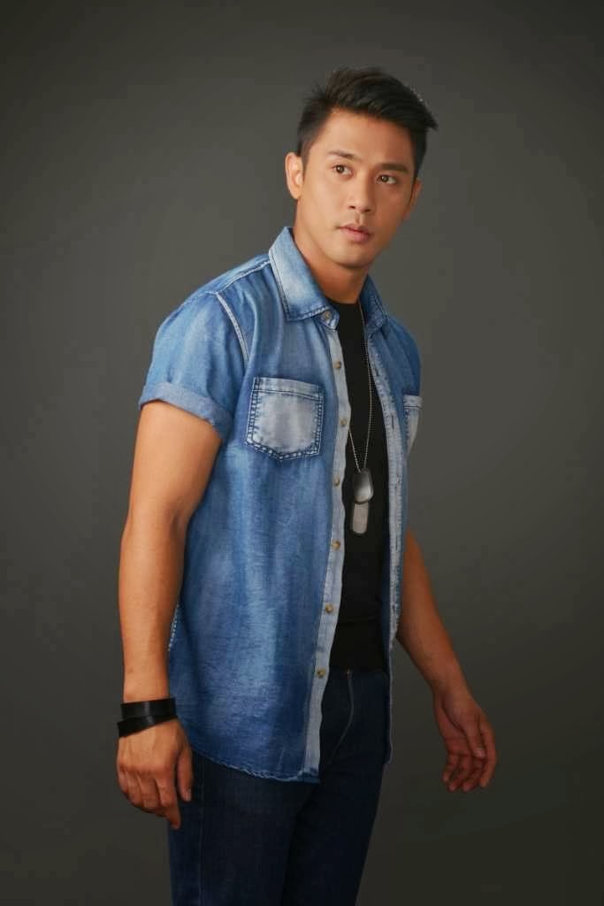Man Central: Rocco Nacino: In Casual Wear