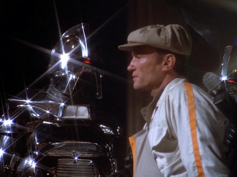 BATTLESTAR GALACTICA - SAGA OF A STAR WORLD: February 2015