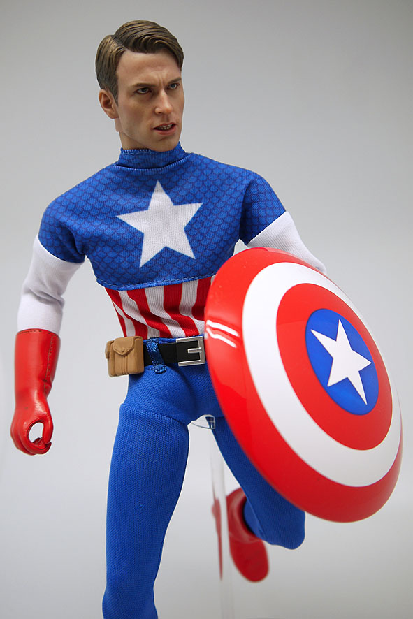 toyhaven: Round 2 Corp. Captain Action 1/6 scale Captain America ...