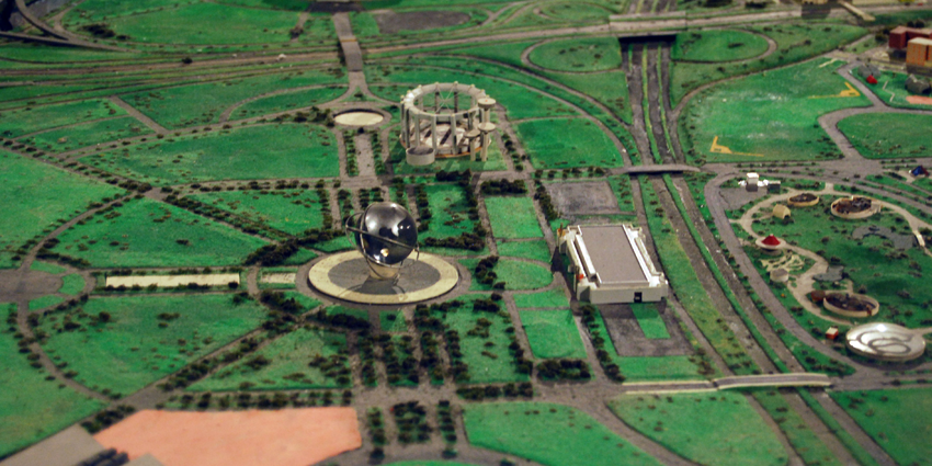 TV Series Mr. Robot features Diorama of New York ~ Diorama Daily