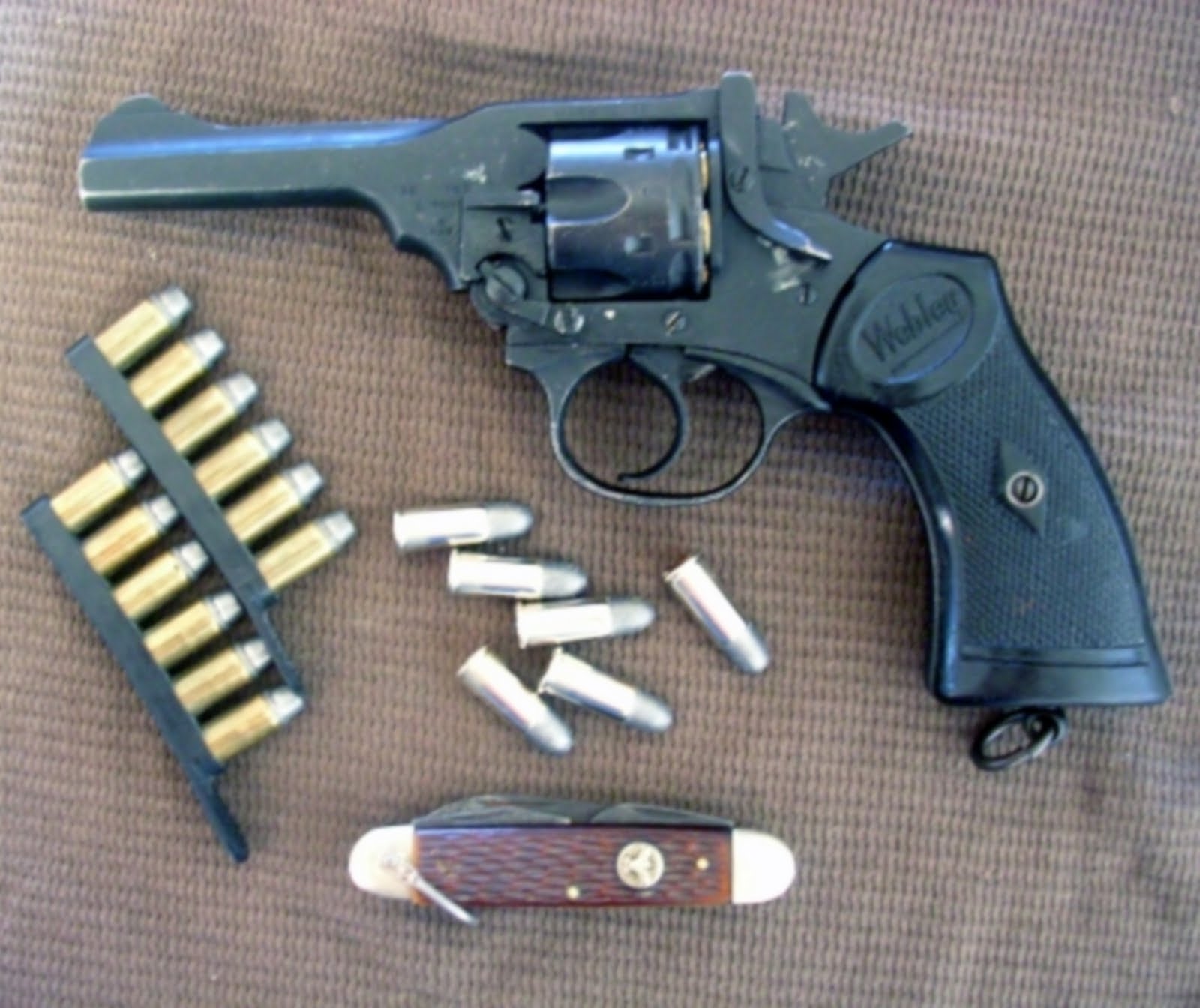 The Dixie Sun by A Reb in Dixie: The Delightful Webley & Scott Ltd MK IV