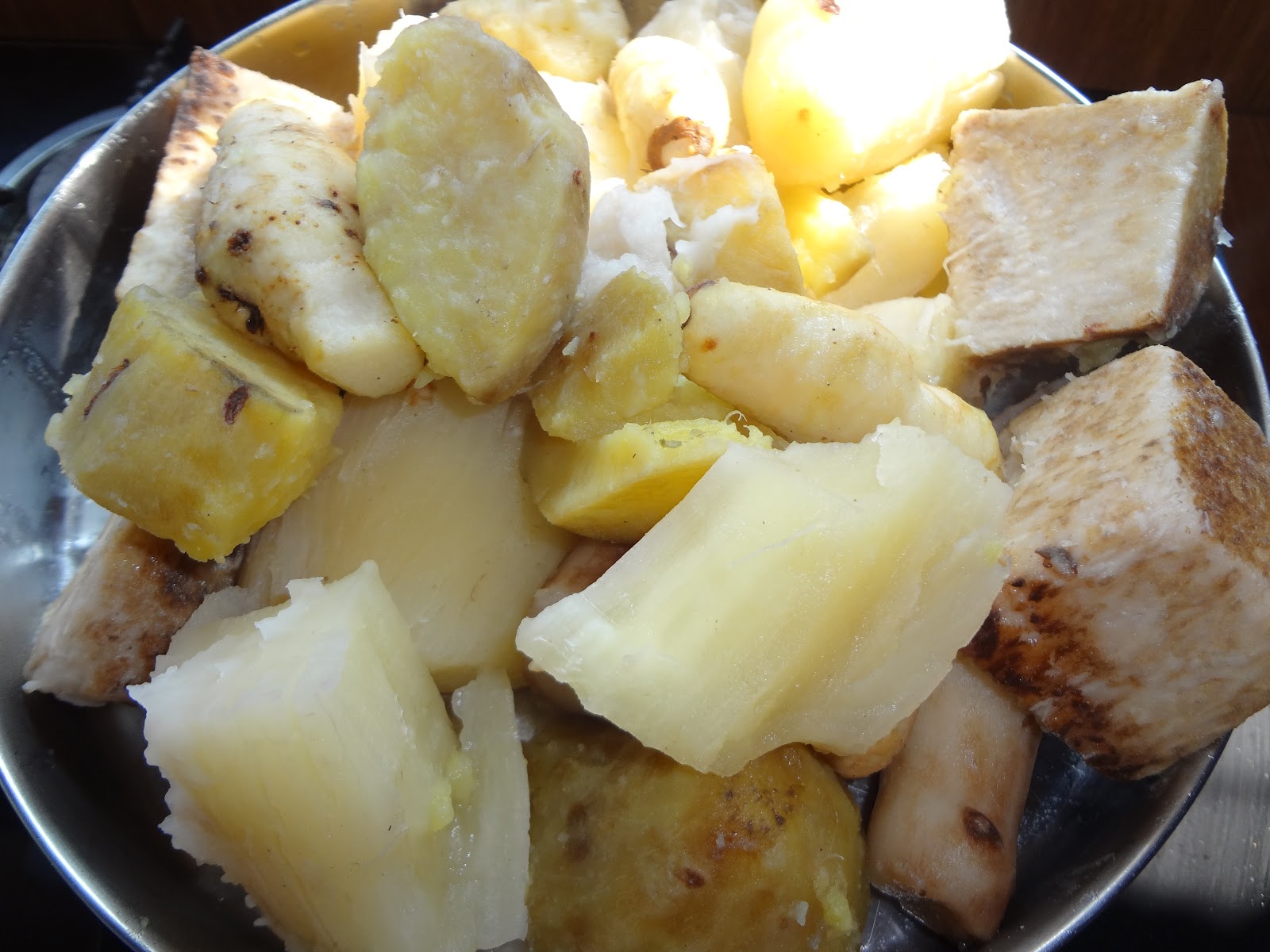 Suma's Recipes: Cooked assorted tubers(karthika puzhukku)