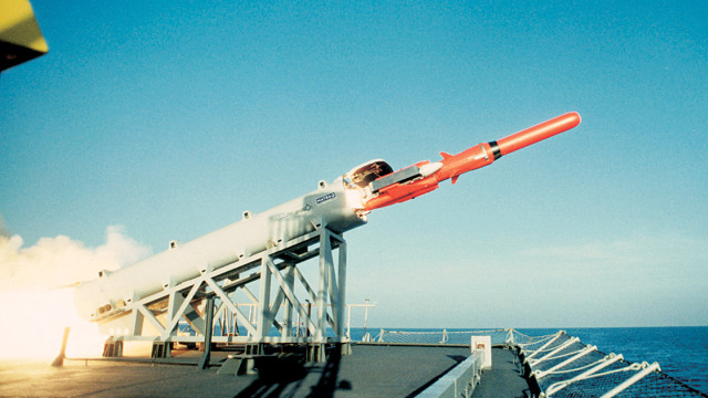 SI VIS PACEM, PARA BELLUM: Missile M.B.D.A. (Italia) "TESEO - OTOMAT ...