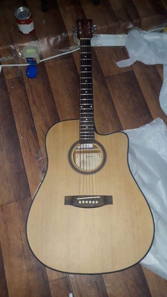 Musical Instruments Shop: Acoustic Jumbo Guitars