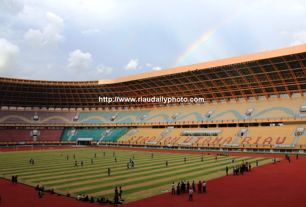 STADION UTAMA RIAU | RIAU DAILY PHOTO