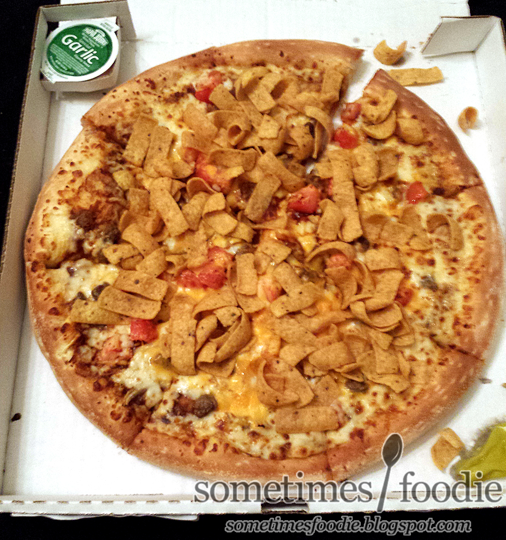 Sometimes Foodie: Fritos Chili Pizza - Papa John's: NJ