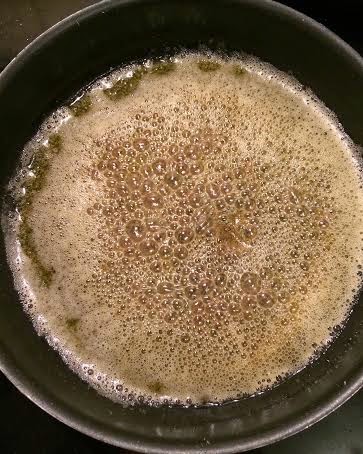 amber cooks: cacio e pepe